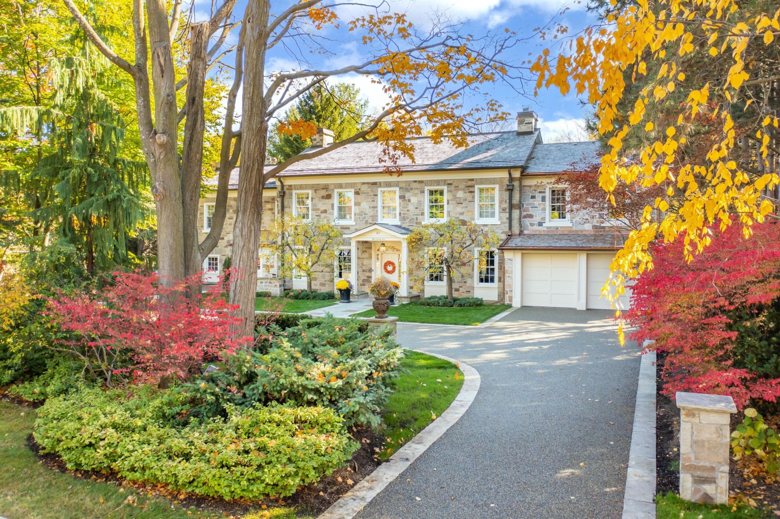 Best Toronto Neighbourhoods For Families: Luxury Edition